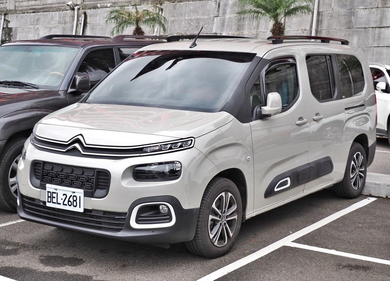 Citroen Berlingo III XL (Phase I, 2018) e-Berlingo 50 kWh (136 Hp) 7 Seat